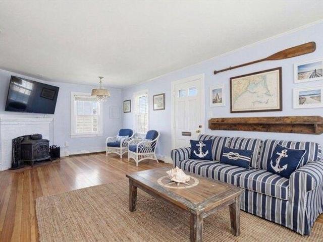 house with 4 bedroom, Hull MA DS104114006