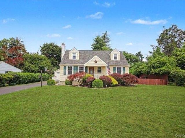 house with 4 bedroom, Hyde Park NY ES104904287