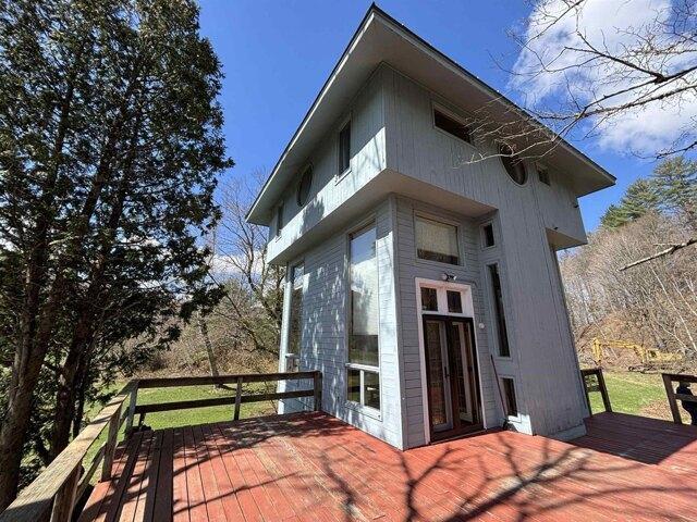 house with 4 bedroom, Hyde Park VT DS102318404