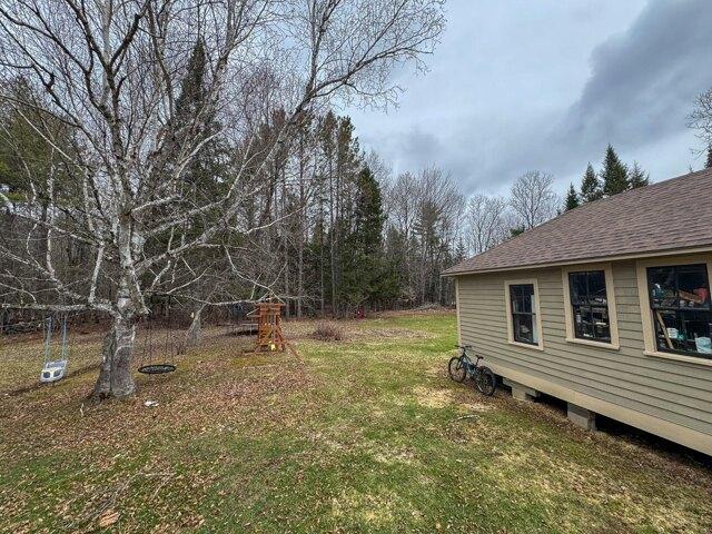house with 4 bedroom, Island Falls ME ES103162134