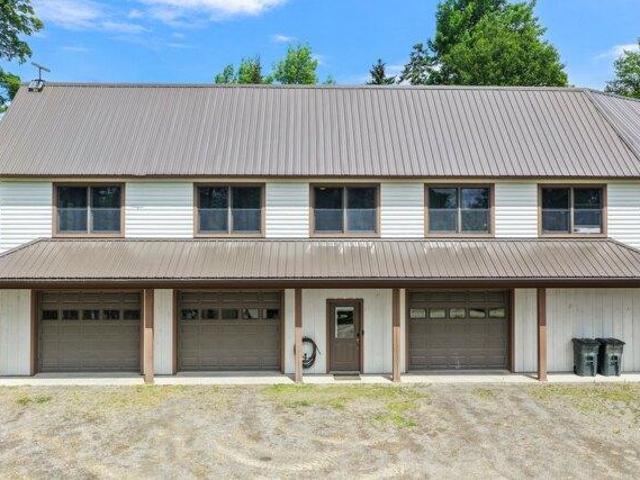 house with 4 bedroom, Island Falls ME ES104902404