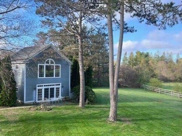 house with 4 bedroom, Ipswich MA DLS102594322