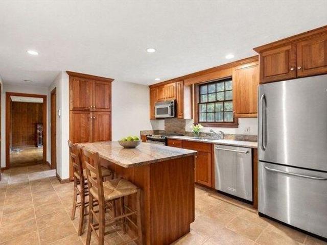 house with 4 bedroom, Ipswich MA ES105174989