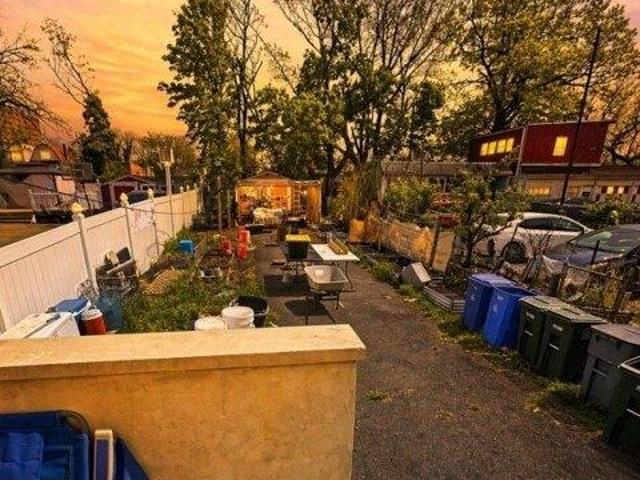 house with 4 bedroom, Irvington NJ DLS102027898