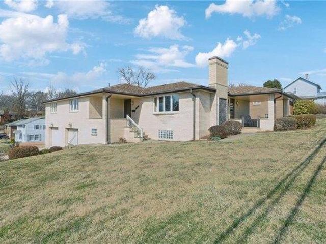 house with 4 bedroom, Irwin PA DS88657539