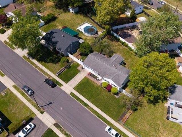 house with 4 bedroom, Jamesburg NJ ES105192990