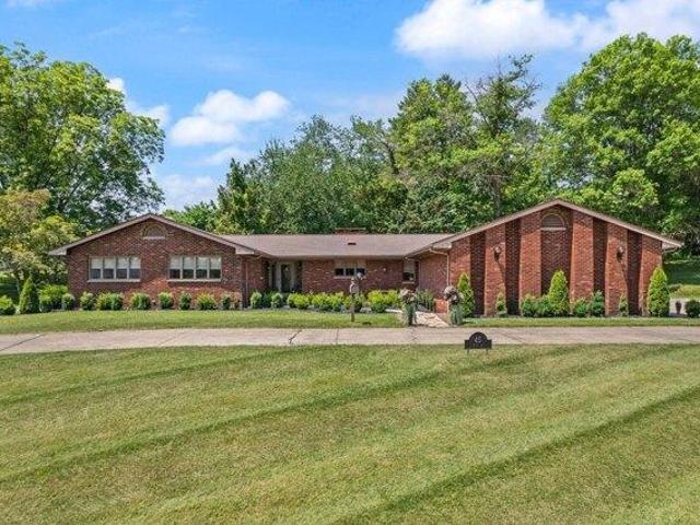 house with 4 bedroom, Jamestown KY DLS88247151
