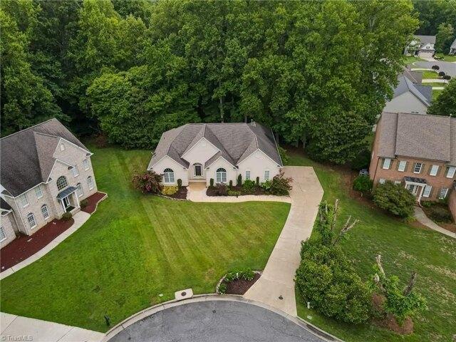 house with 4 bedroom, Jamestown NC ES104901963