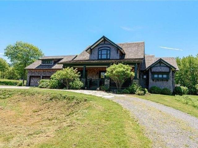 house with 4 bedroom, Jamestown RI DS103927405