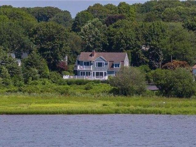 house with 4 bedroom, Jamestown RI ES105173383
