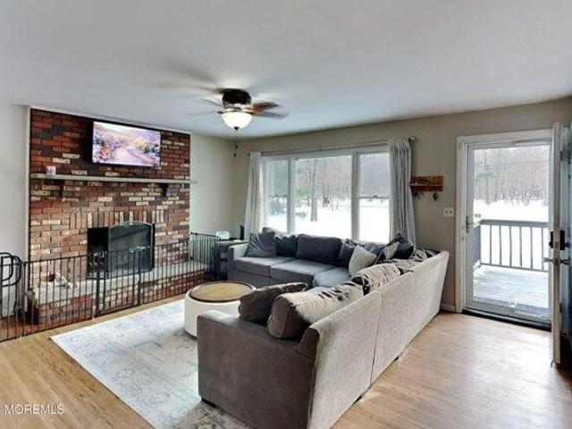 house with 4 bedroom, Jackson NJ DLS102559899