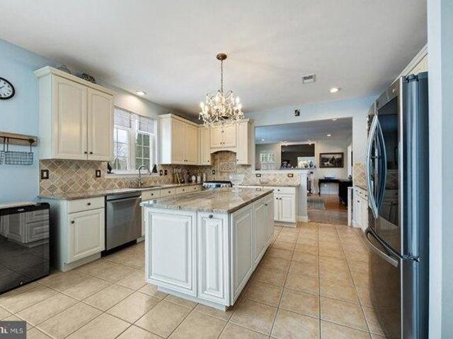 house with 4 bedroom, Jackson NJ DLS102561683