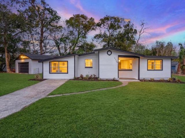 house with 4 bedroom, Jacksonville FL ES100973458