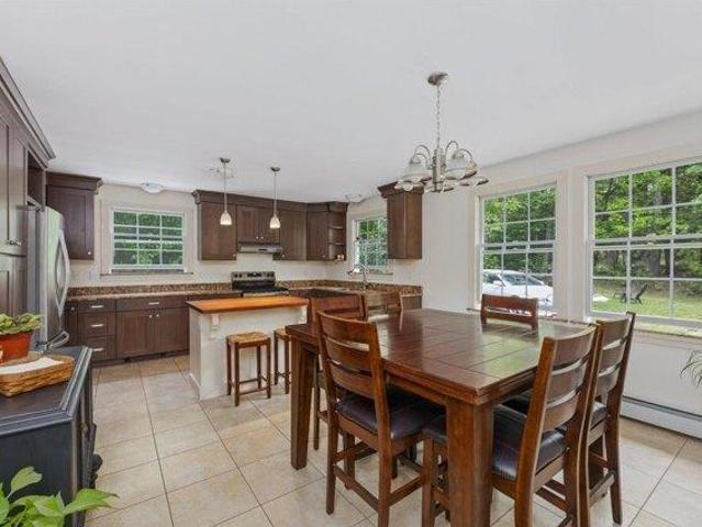 house with 4 bedroom, Jaffrey NH ES105112807