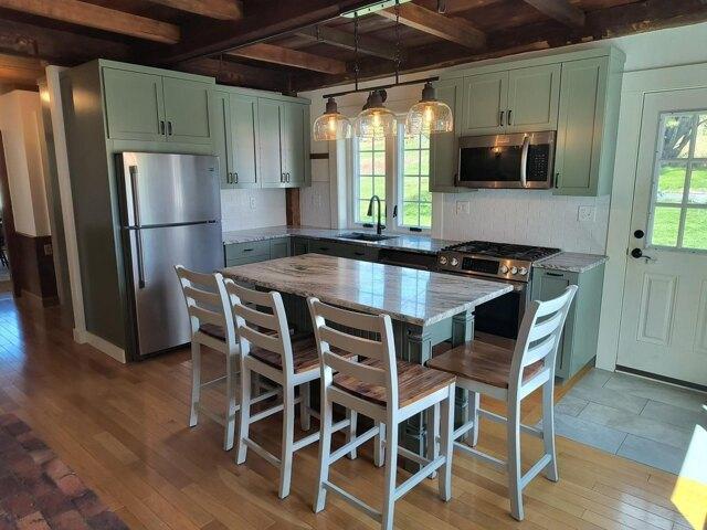 house with 4 bedroom, Jaffrey NH ES103249159
