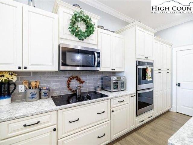 house with 4 bedroom, Jefferson NC DS91759687