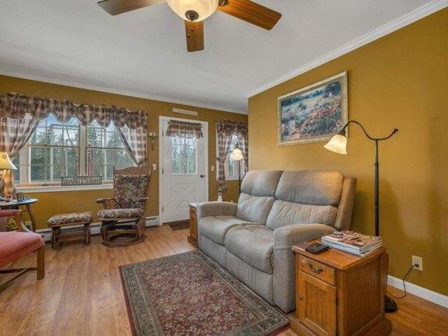 house with 4 bedroom, Jefferson NH ES104909460