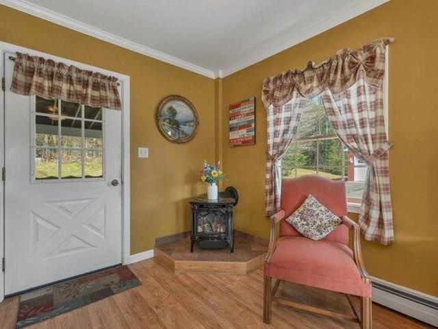 house with 4 bedroom, Jefferson NH ES105192472