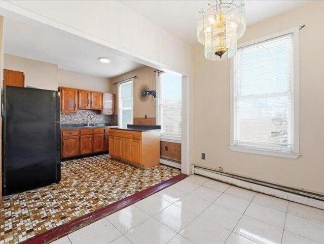 house with 4 bedroom, Jersey City NJ DS101857598