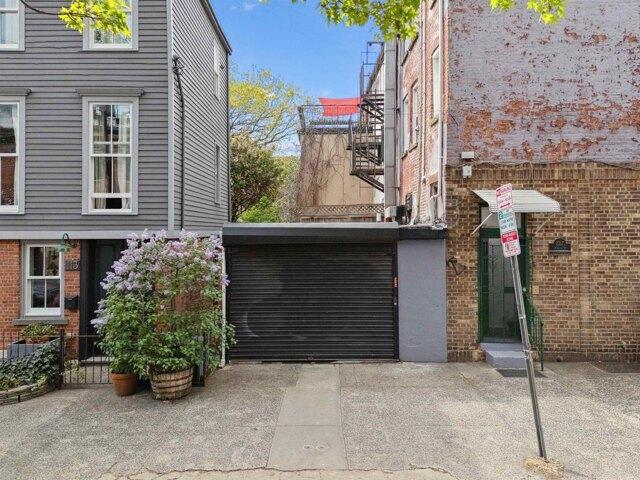 house with 4 bedroom, Jersey City NJ DS102729118