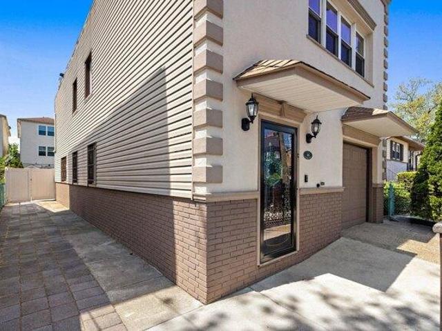 house with 4 bedroom, Jersey City NJ DS104190123