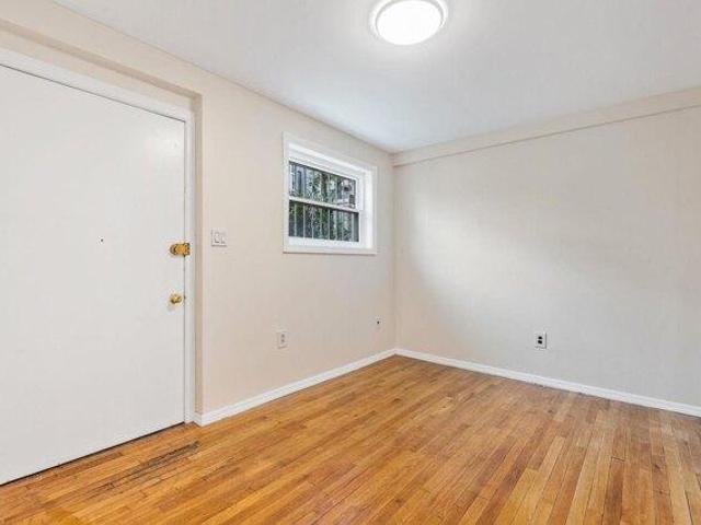 house with 4 bedroom, Jersey City NJ DS104234821
