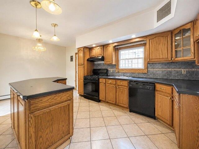 house with 4 bedroom, Jersey City NJ DS104376888