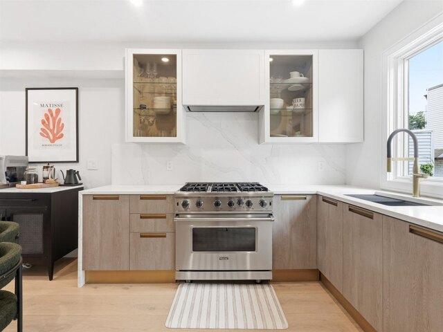 house with 4 bedroom, Jersey City NJ ES103665037