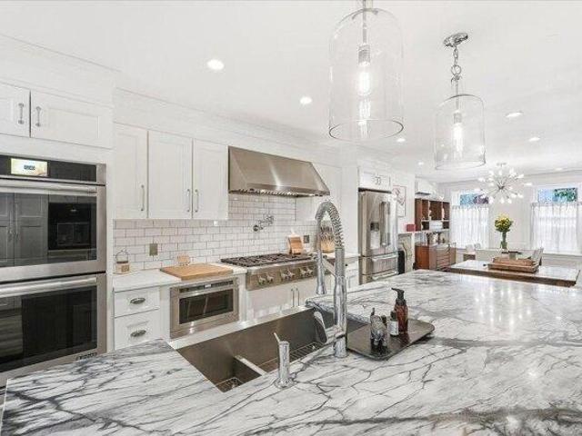 house with 4 bedroom, Jersey City NJ ES104510917
