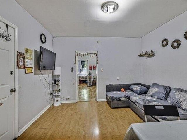 house with 4 bedroom, Jersey City NJ ES105126499