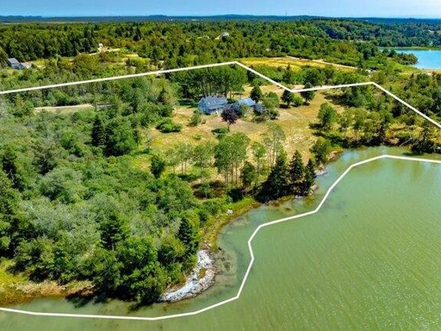 house with 4 bedroom, Jonesport ME ES103498470