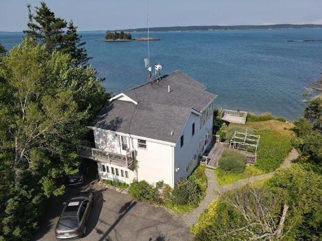 house with 4 bedroom, Jonesport ME ES103498279