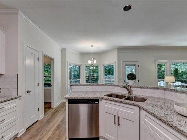 house with 4 bedroom, Johns Creek GA ES104901755