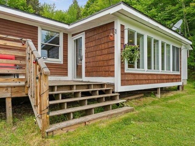 house with 4 bedroom, Johnson VT DS104151761