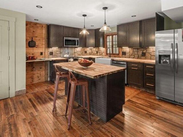 house with 4 bedroom, Johnson VT ES104810052