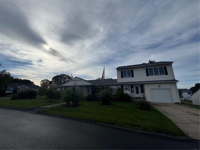 house with 4 bedroom, Johnston RI DS101747447