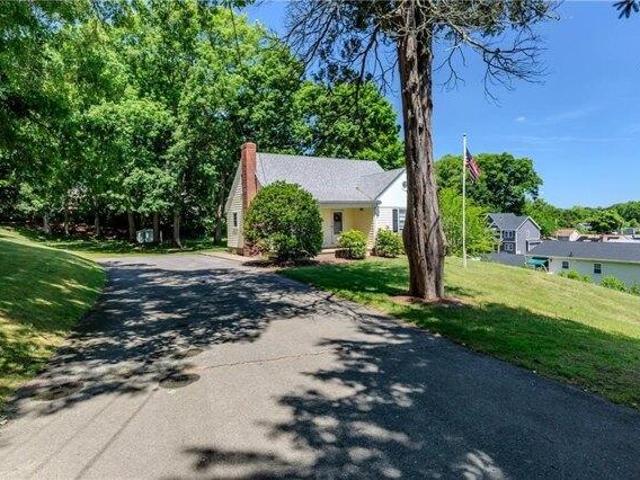 house with 4 bedroom, Johnston RI DS103435499