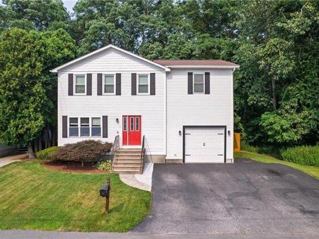 house with 4 bedroom, Johnston RI DS104264445