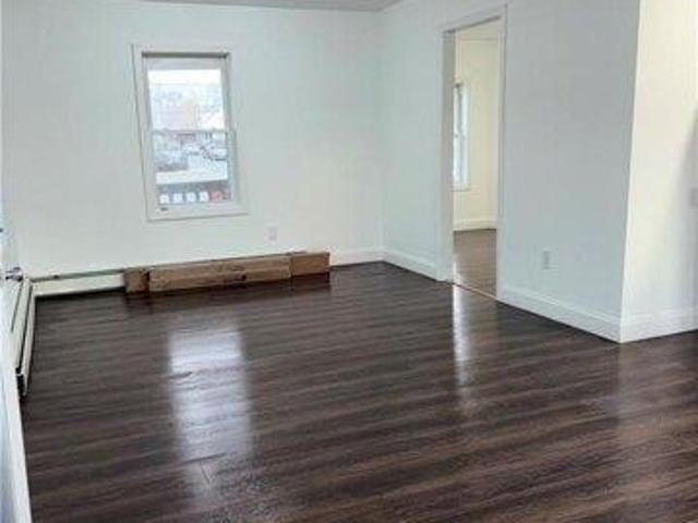 house with 4 bedroom, Johnston RI ES102959597