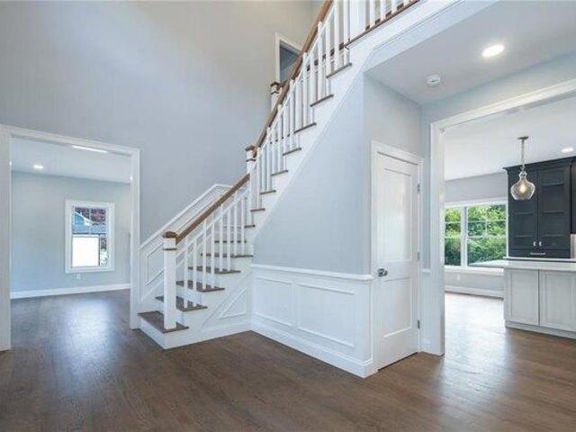 house with 4 bedroom, Johnston RI ES105113585