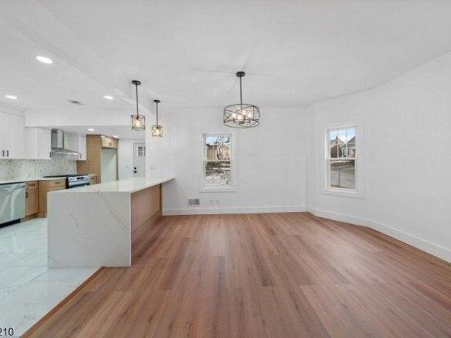 house with 4 bedroom, Kenilworth NJ DLS100654143