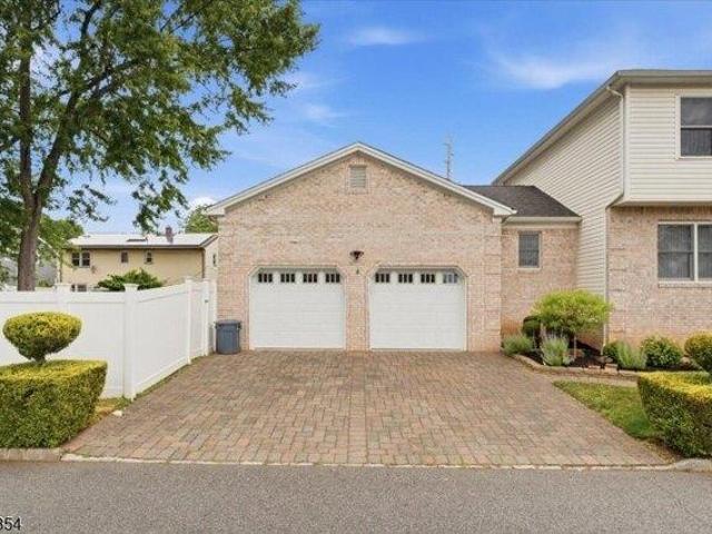 house with 4 bedroom, Kenilworth NJ ES104833055