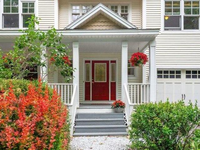 house with 4 bedroom, Kennebunk ME DS103887911