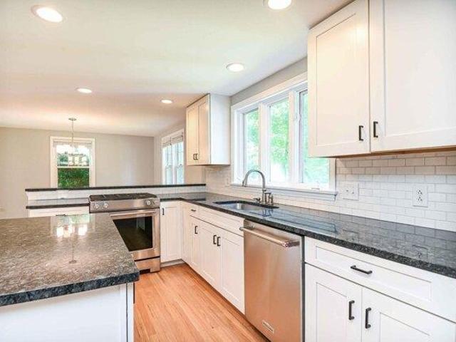 house with 4 bedroom, Kennebunk ME ES105142547
