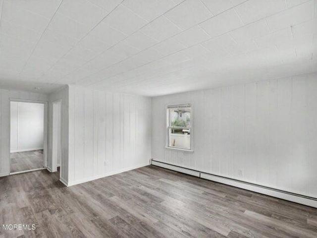 house with 4 bedroom, Keansburg NJ ES104650379