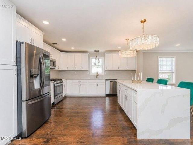 house with 4 bedroom, Keansburg NJ ES105318962