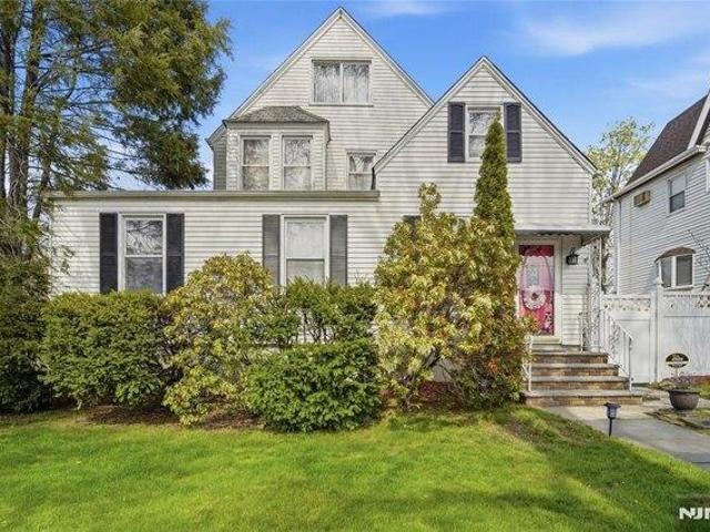 house with 4 bedroom, Kearny NJ DS101706038