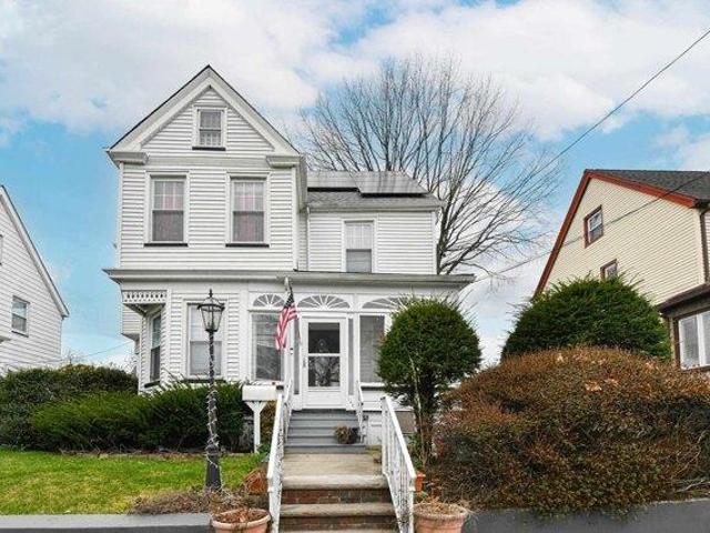 house with 4 bedroom, Kearny NJ DS104153060