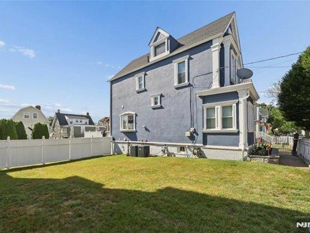 house with 4 bedroom, Kearny NJ ES104538876