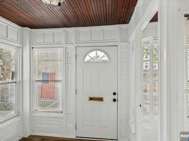 house with 4 bedroom, Kearny NJ ES104153126